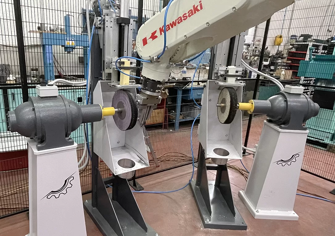 Robotic cells for belt grinding and polishing | Sereni srl